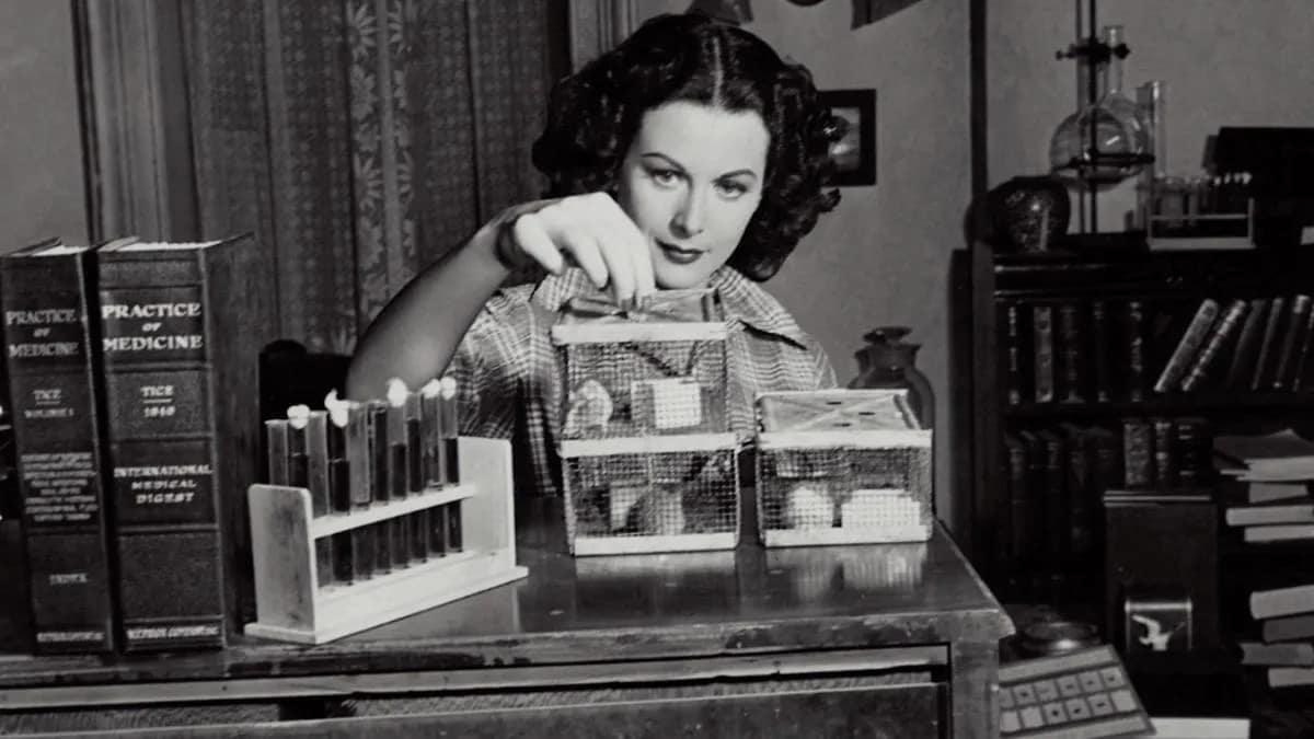 Hedy Lamarr The Woman Who Invented Wi Fis Precursor But Was