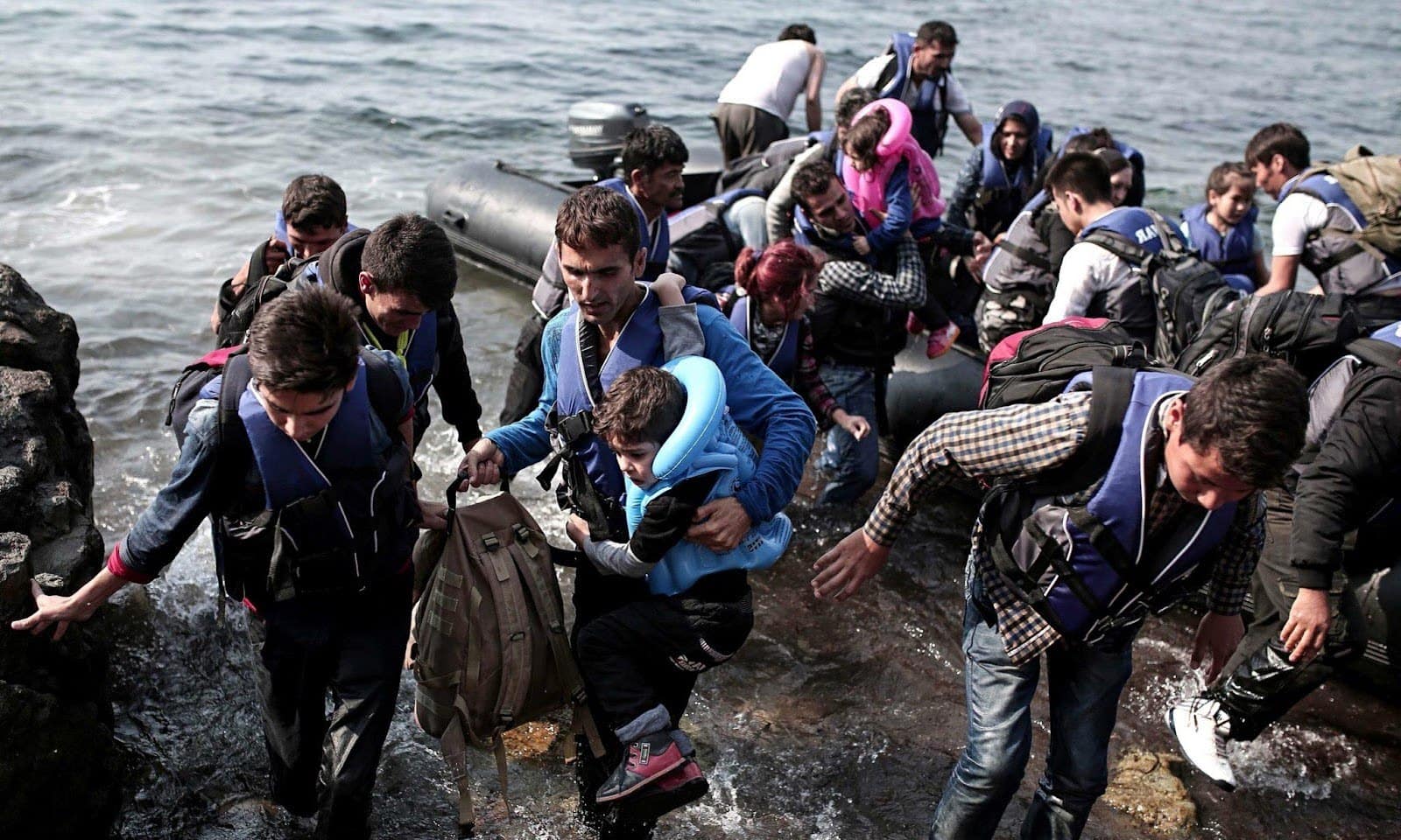 The Syrian Civil War: Uprising, Conflict, and Global Refugee Crisis ...